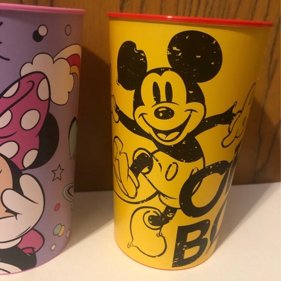 Disney | Kitchen | Mickey And Minnie Mouse Plastic Collectible Cups ...